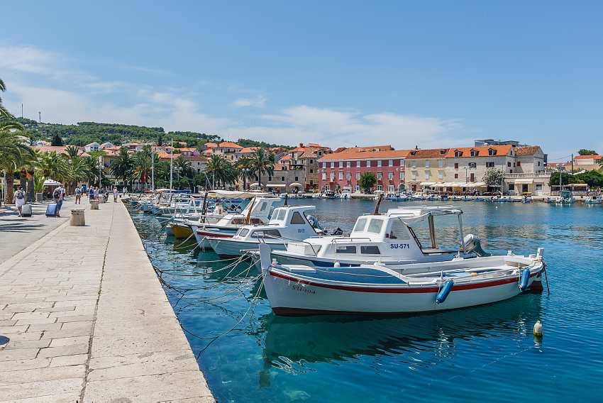Gallery - Accommodation - Supetar island Brač CroatiaAccommodation ...